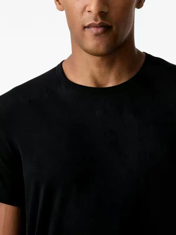 Emporio Armani Logo-patch T-shirts