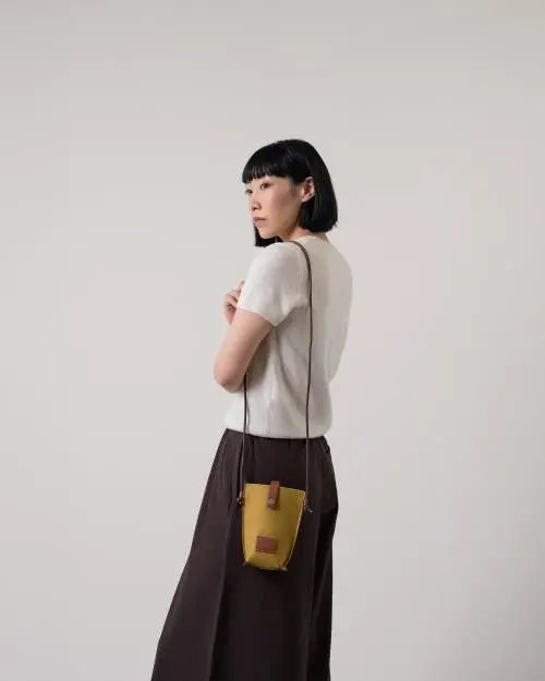 GRAF LANTZ Hana Merino Wool Phone Crossbody - Brine/sienna