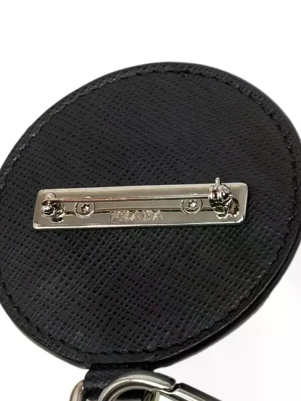 Prada 2000-2013 Saffiano And Brass Robot Chain Brooch Costume Brooch - Silver