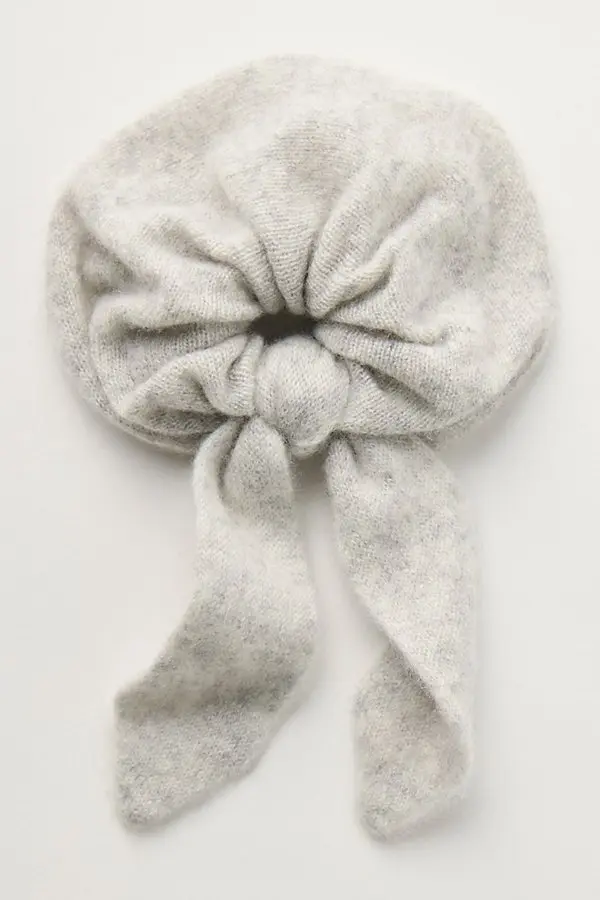 Free People Cashmere Knot Scrunchie - Frost