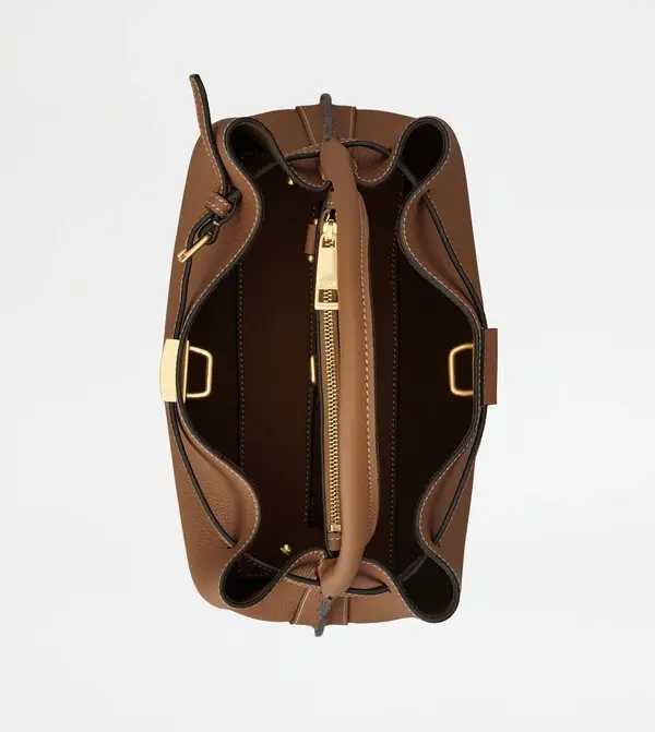 TOD'S T-plaque Belt Detail Tote Bag
