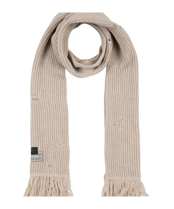 MAISON MARGIELA Stylish Knitted Scarf - Beige