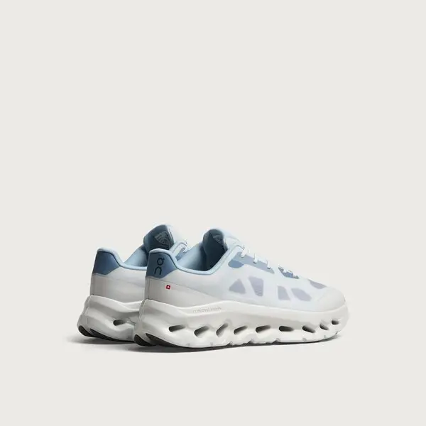 On Cloudtilt Remix Sneaker