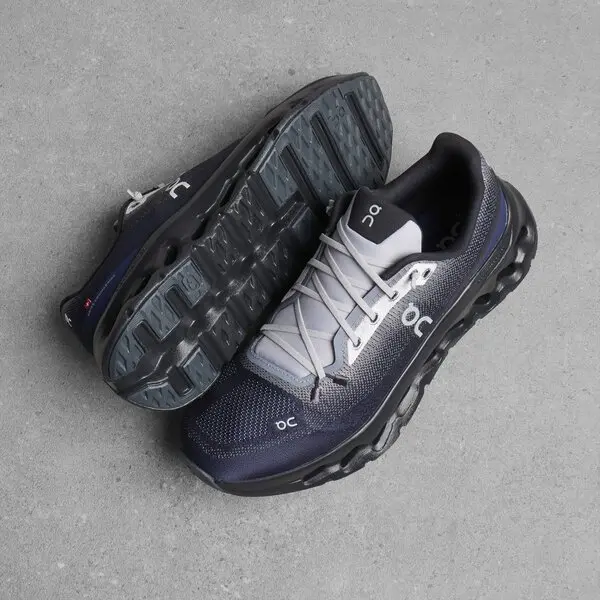 On Cloudtilt Sneaker