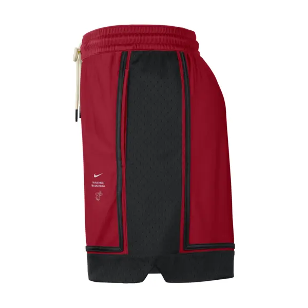 Nike Miami Heat Standard Issue 6" Basketball Shorts