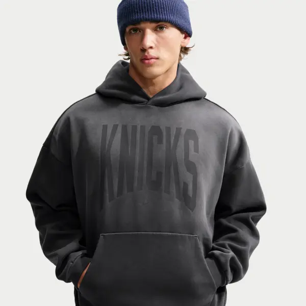Nike New York Knicks Standard Issue Therma-fit Fleece Basketball Pullover Hoodie - Grey