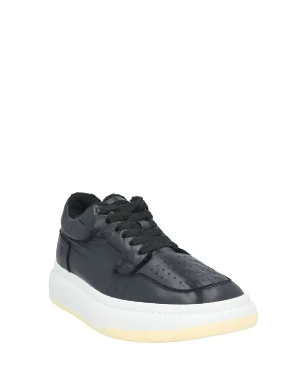 MAISON MARGIELA Low-top Casual Shoes