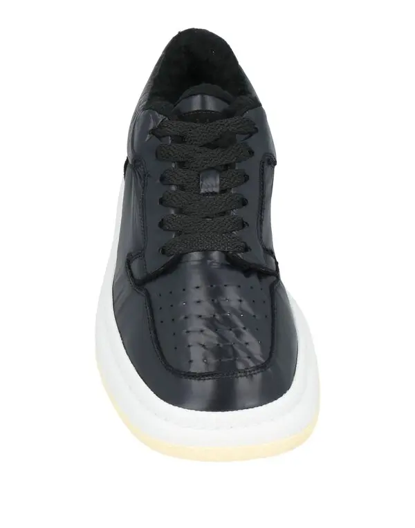 MAISON MARGIELA Low-top Casual Shoes