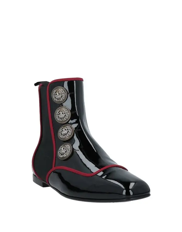 Dolce & Gabbana Features A Shiny Colored Leather Upper