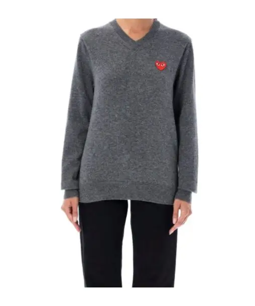 Play Comme Des Garcon Comme Des Garçons Play Heart Embroidered V-neck Jumper - Grey