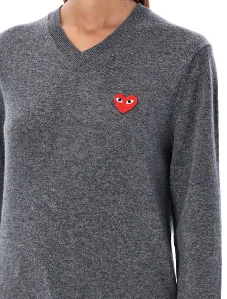 Play Comme Des Garcon Comme Des Garçons Play Heart Embroidered V-neck Jumper - Grey