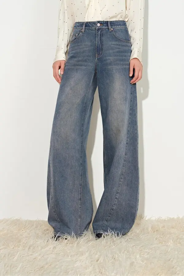 Fabrique Hazel Vintage Deconstructed Barrel Leg Jeans In Cotton Denim