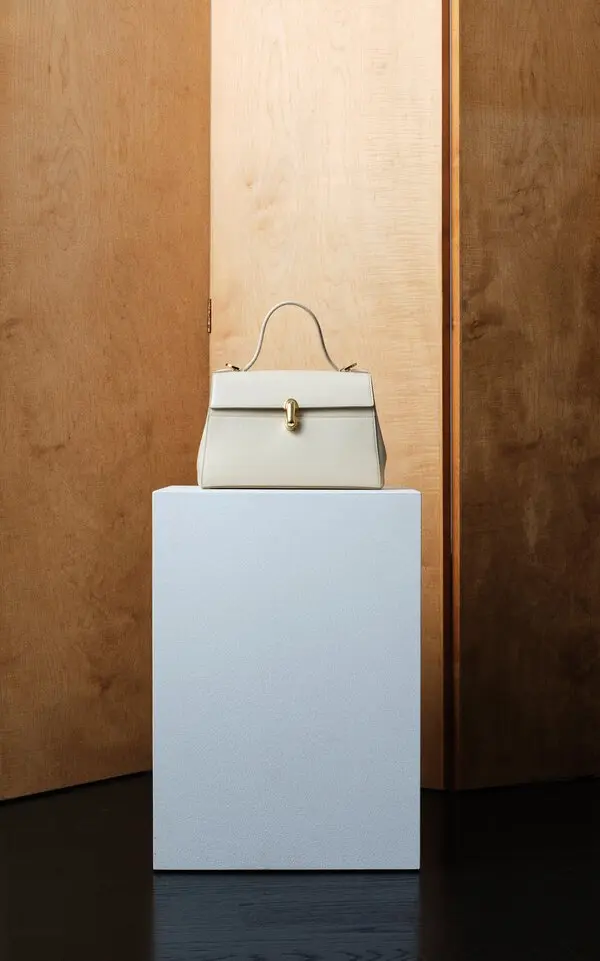 Savette Small Soft Symmetry In Smooth Calf Leather