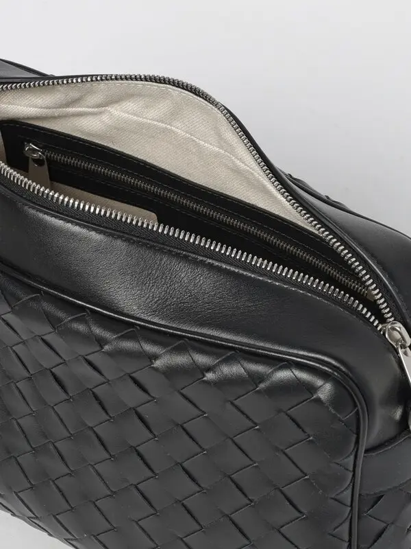 Bottega Veneta Calfskin Leather Camera Bag With Intrecciato Motif And Strap - Black