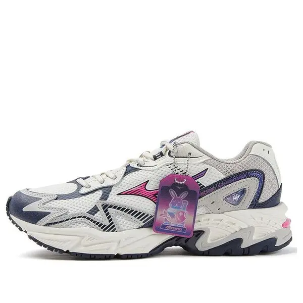 Mizuno Adventure Twe
