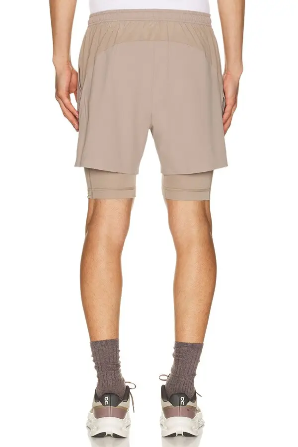 On Train 2-in-1 Shorts In Tan