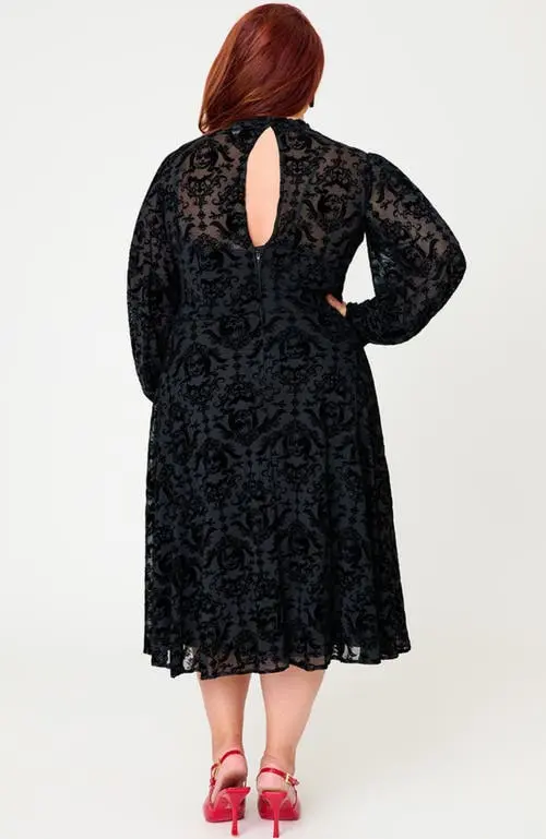 Unique Vintage 1970s Leota Swing Dress