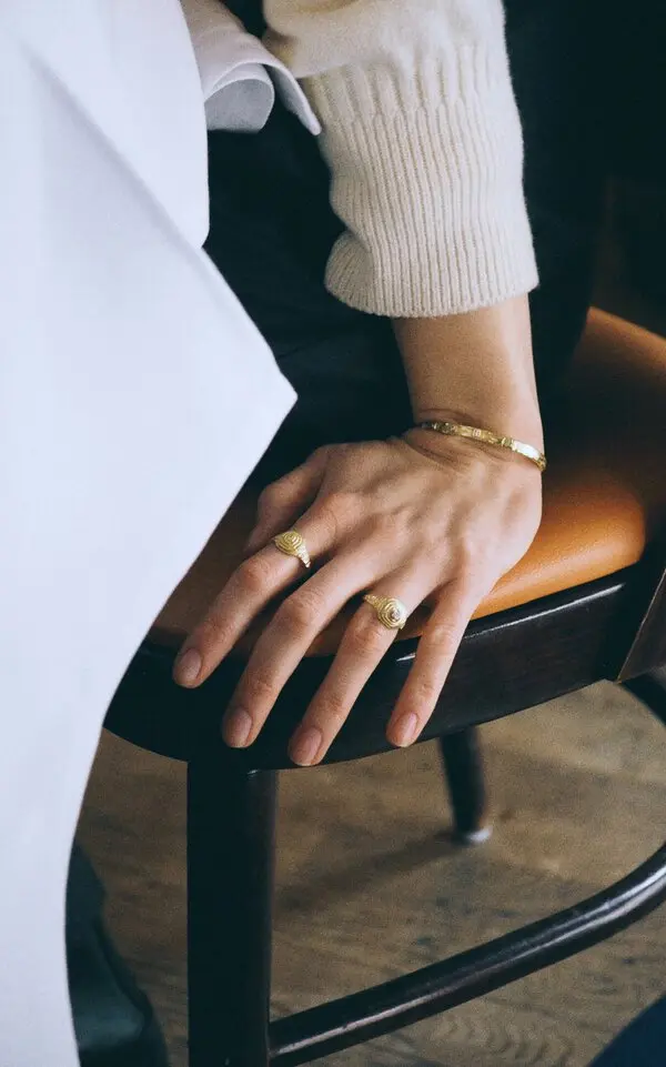 ELHANATI 18k Yellow Deco Diamond Bangle
