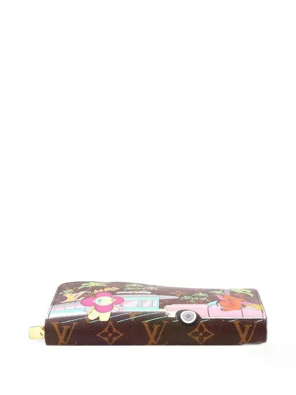 LOUIS VUITTON Zippy Wallet Limited Edition Vivienne Xmas Monogram Canvas Small Wallets - Brown