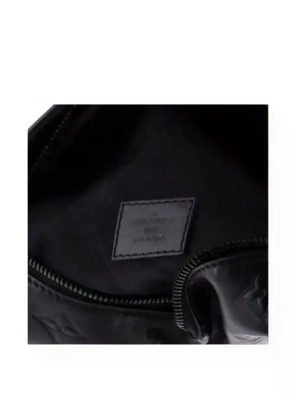 LOUIS VUITTON Discovery Bumbag Monogram Shadow Leather Belt Bag
