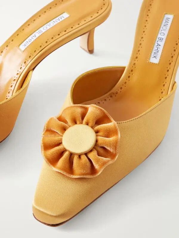 Manolo Blahnik Casual Mules - No