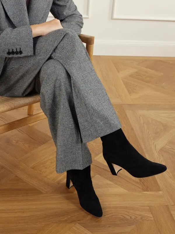Manolo Blahnik Comfortable Casual Ankle Boots