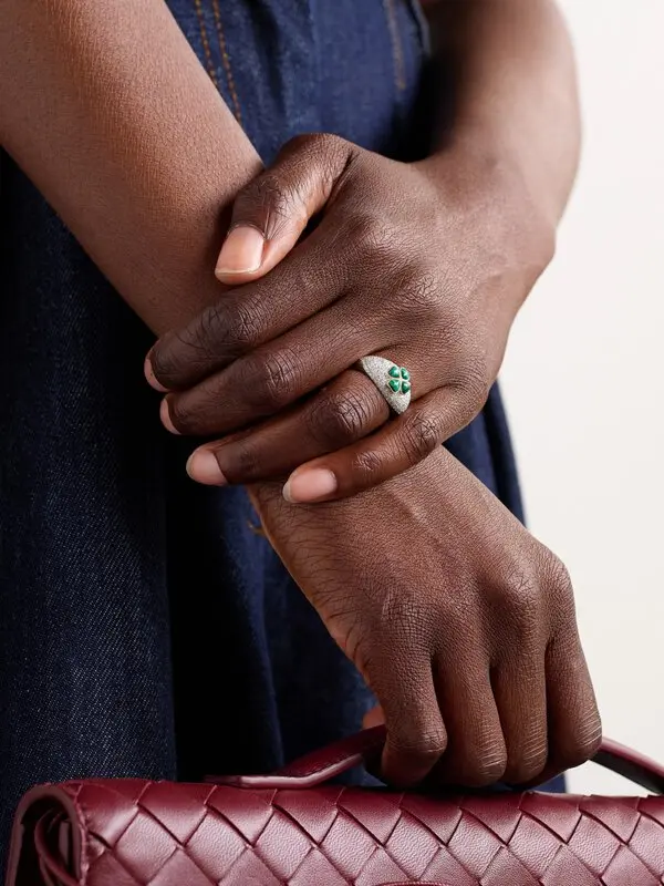 Yvonne Léon 9-karat White And Gold, Malachite And Diamond Ring