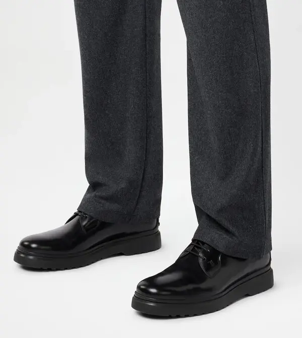 TOD'S Gommino Detail Round Toe Derby Shoes