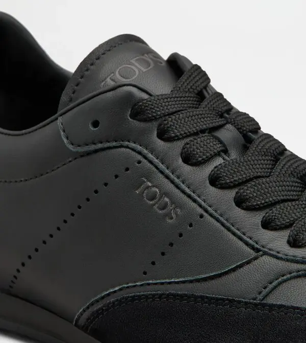 TOD'S Perforated Detail Lace-up Sneakers