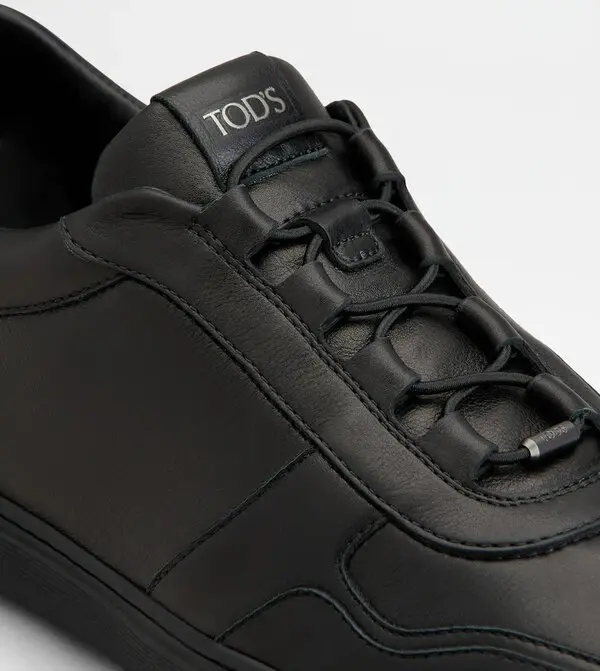 TOD'S Red Dot Sneakers