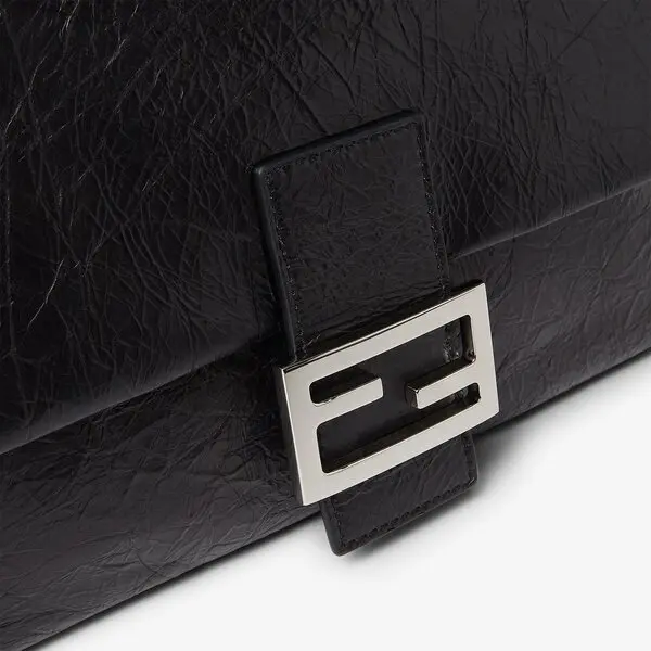 Fendi Flap 26325