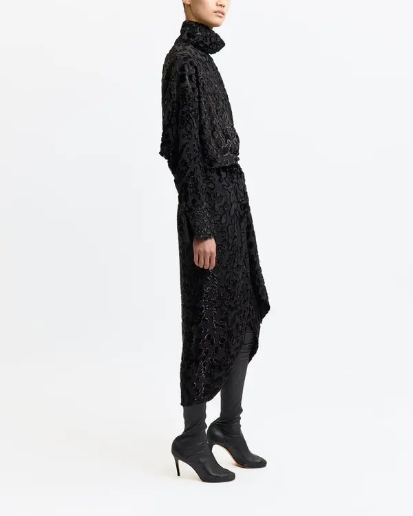 16Arlington Resia Midi Dress