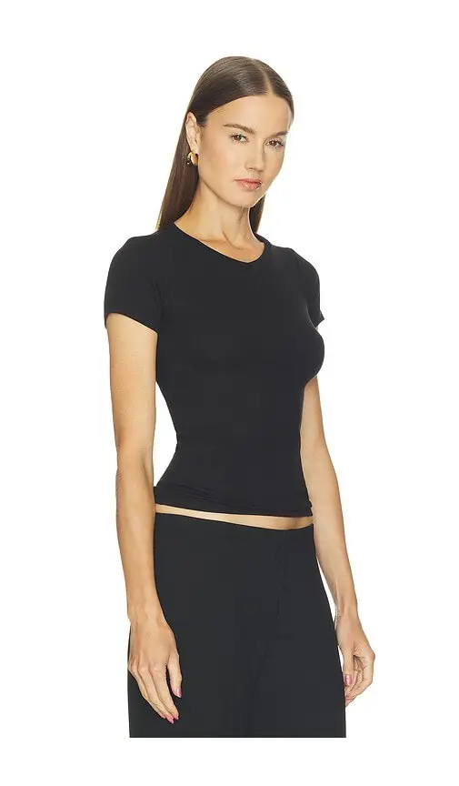 GRLFRND V-neck Slim Fit Tee