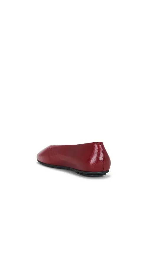 Jeffrey Campbell Fathom Flat