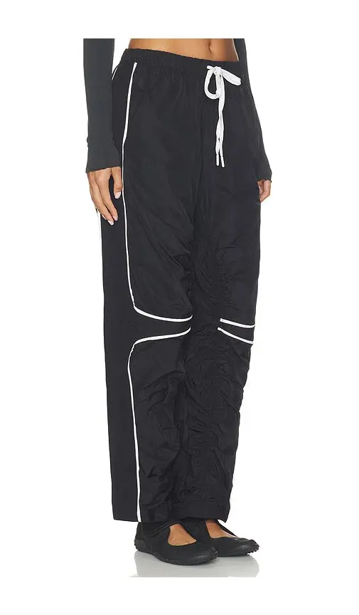 Free People X Track Star Pant In Black