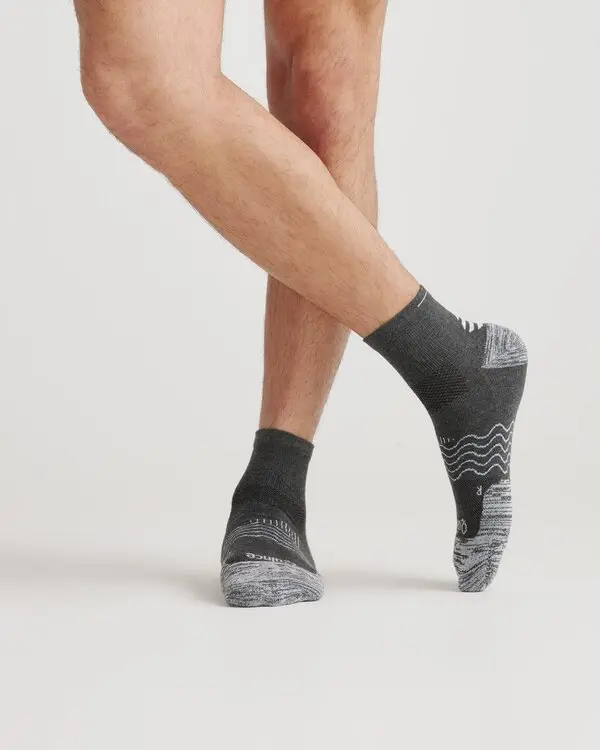 Quince Performance Running Quarter Sock - Grey