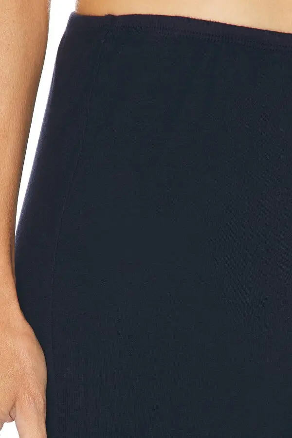 Donni. The Baby Rib Scallop Pant
