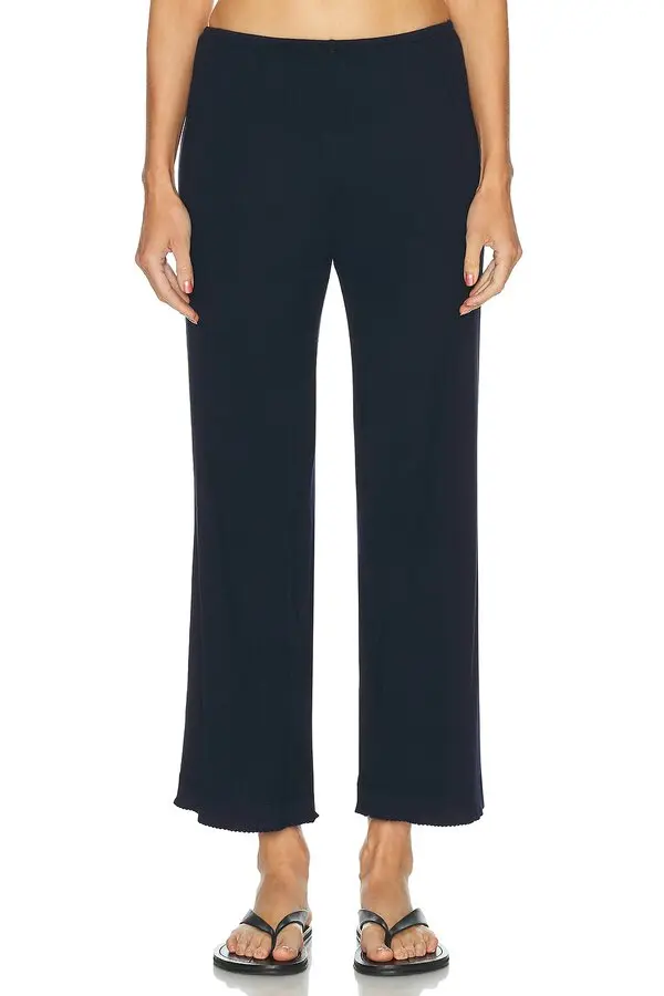 Donni. The Baby Rib Scallop Pant