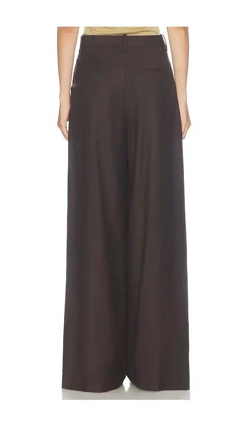 Theory Wide Pleated Trouser In Chocolate