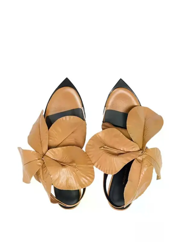 VANDA NOVAK Daisy Floral-applique Sandals