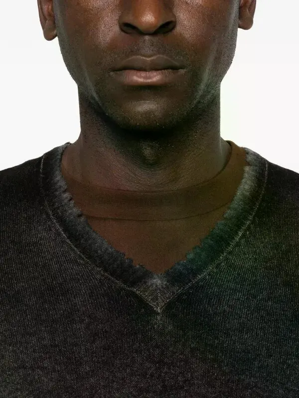 Avant Toi V-neck Sweater