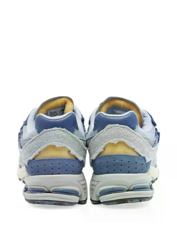 NEW BALANCE 2002r Protection Pack Sneakers