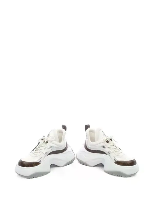 LOUIS VUITTON 2023 Arclight 2.0 Line Monogram Sneakers