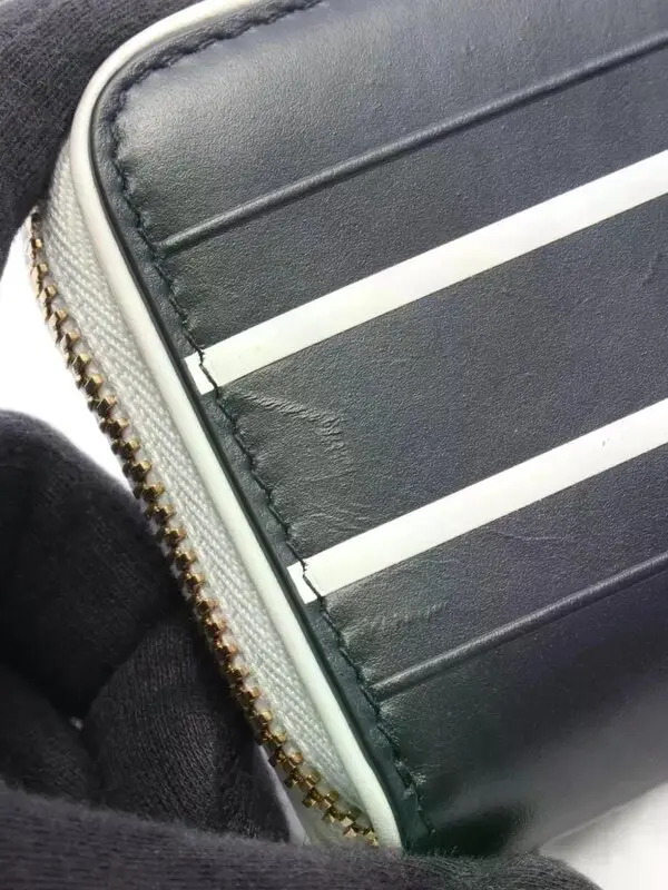 Dior 2000s Vibe Round Zipper Wallet
