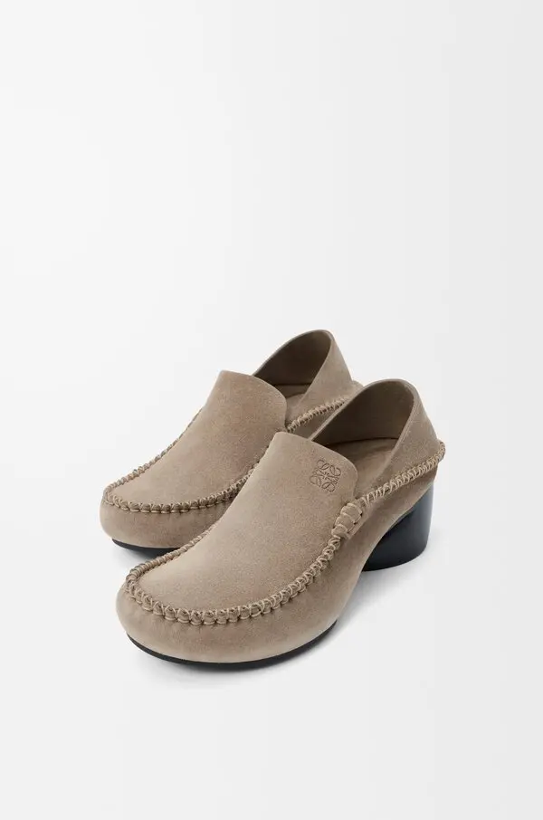 Loewe Oval Loafer In Suede Calfskin - Hazelnut
