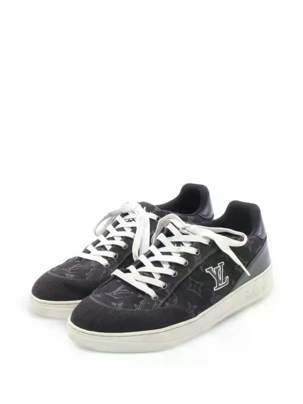 LOUIS VUITTON 2025s Monogram Resort Sneakers