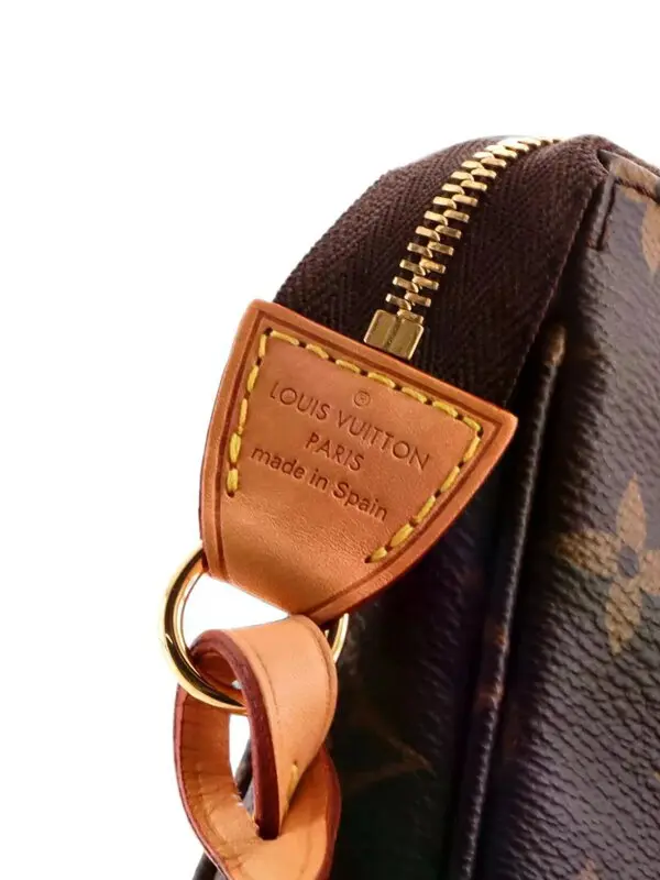 LOUIS VUITTON Pochette Accessoires Nm Monogram Canvas Clutch Bag