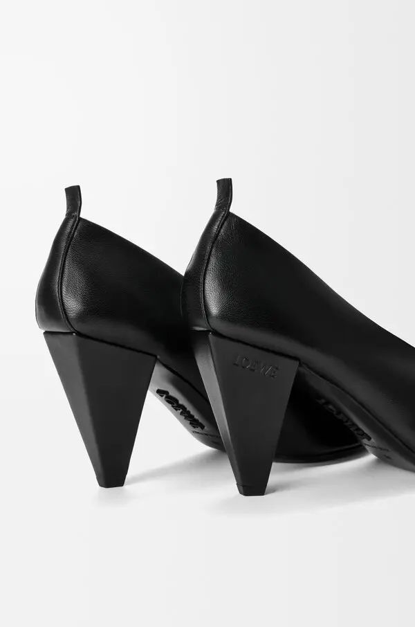 Loewe Pointed Cone-heel Pumps