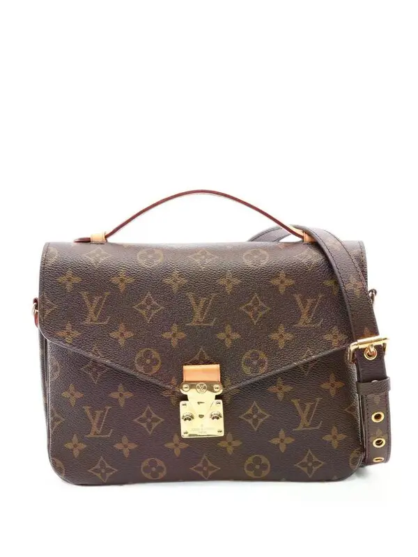 LOUIS VUITTON 2017 Mm Pochette Métis Monogram Handbag