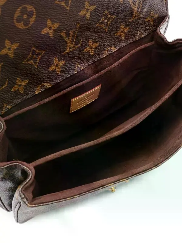 LOUIS VUITTON 2017 Mm Pochette Métis Monogram Handbag